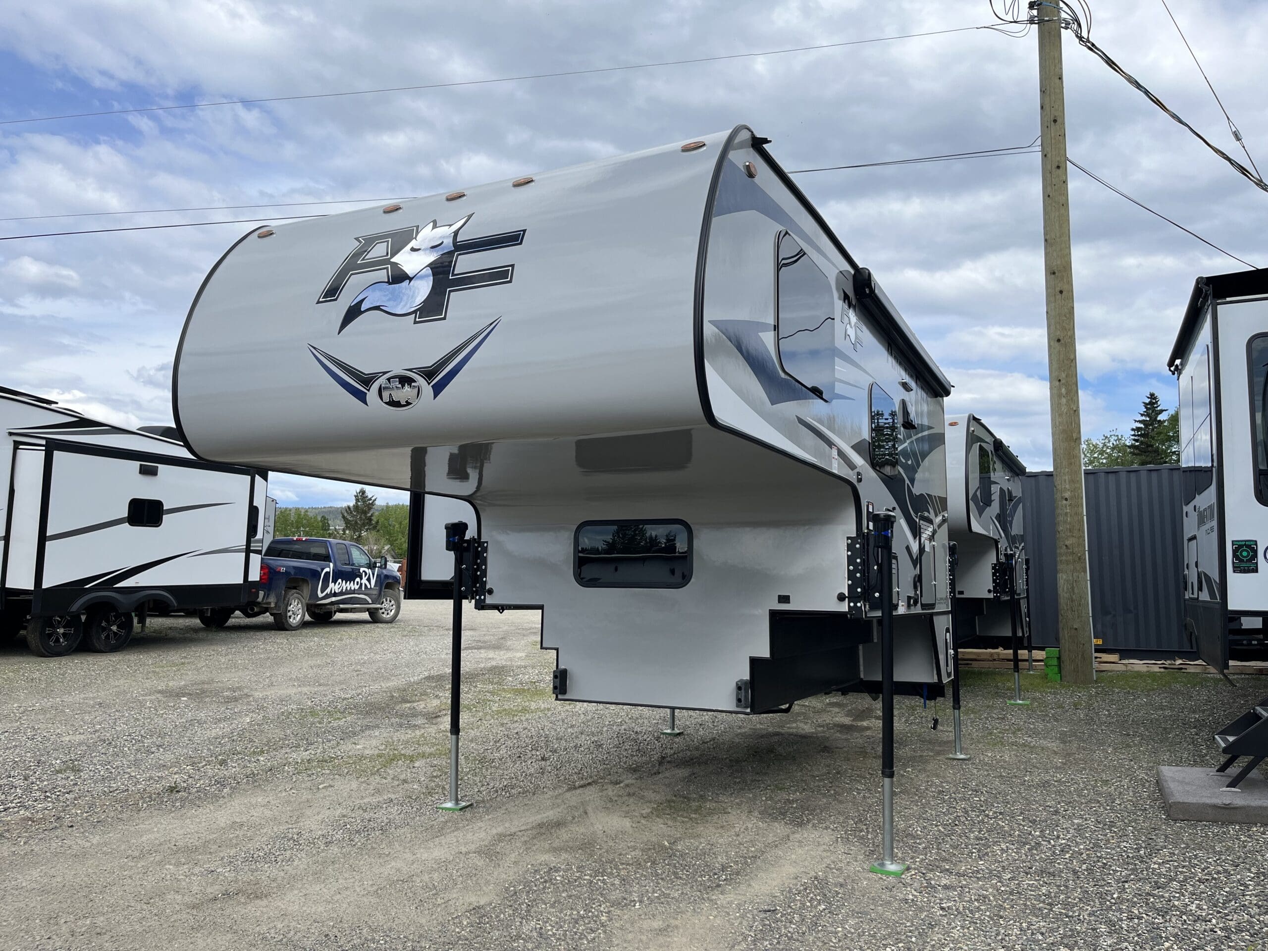 ARCTIC FOX CAMPER Archives - Chemo RV | Trailer, RV & Fifth Wheel