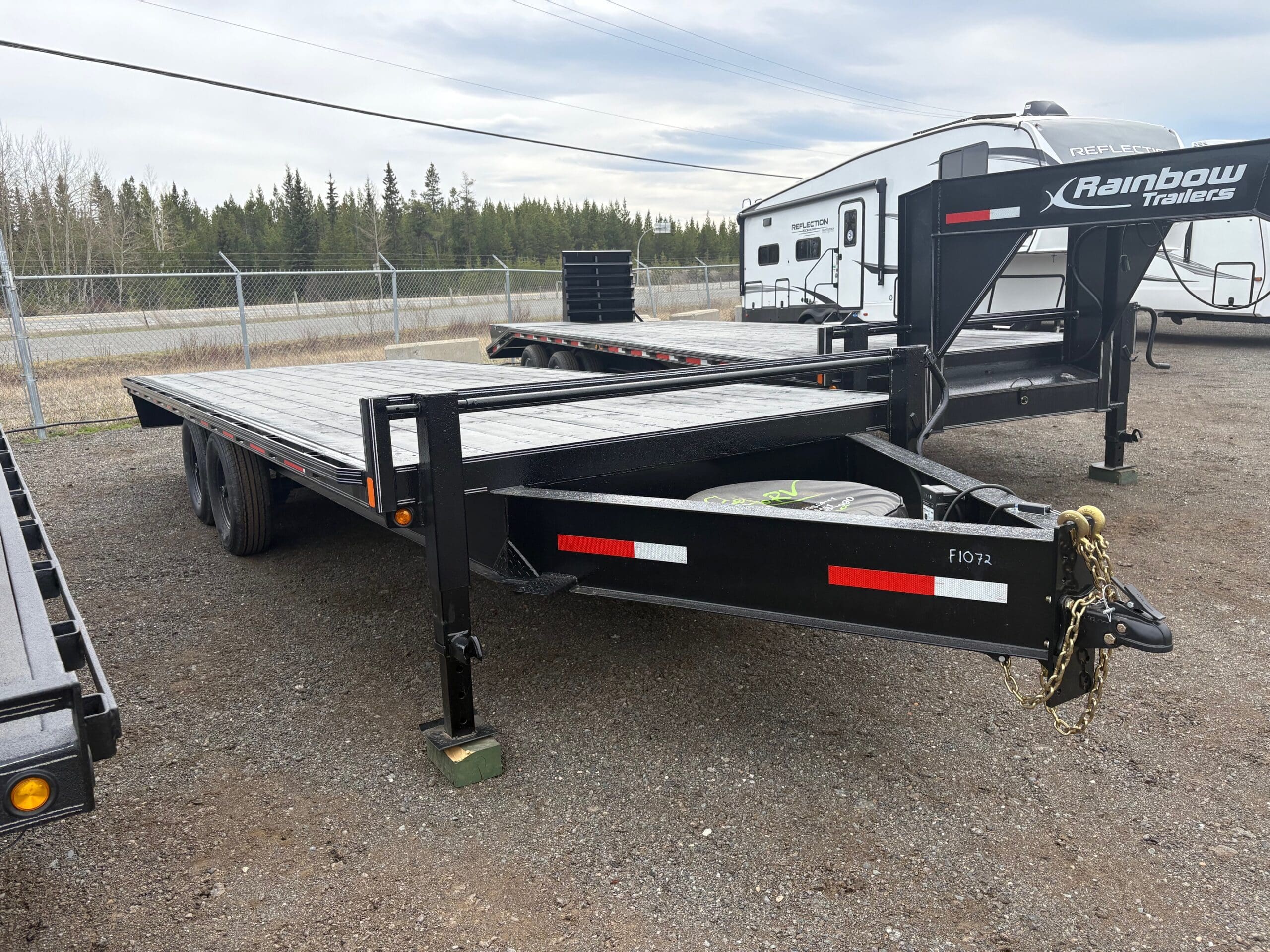 2025 RAINBOW EXCURSION H7220M by RAINBOW TRAILER - Chemo RV | Trailer ...